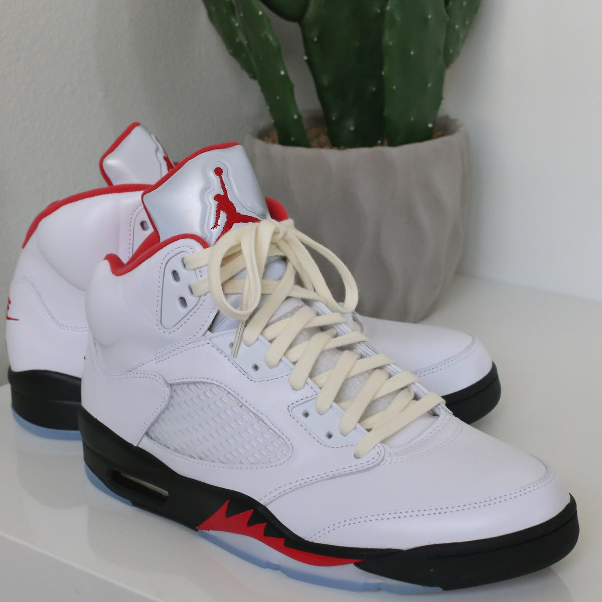What Size Length Shoe Laces Do I Need For Air Jordan 5 Sneakers? – Shoe ...
